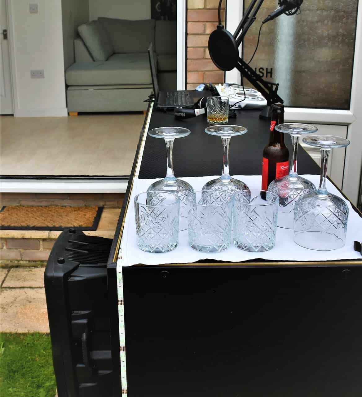 Portable POP-Up Bar with Bespoke Livery WIN NOW